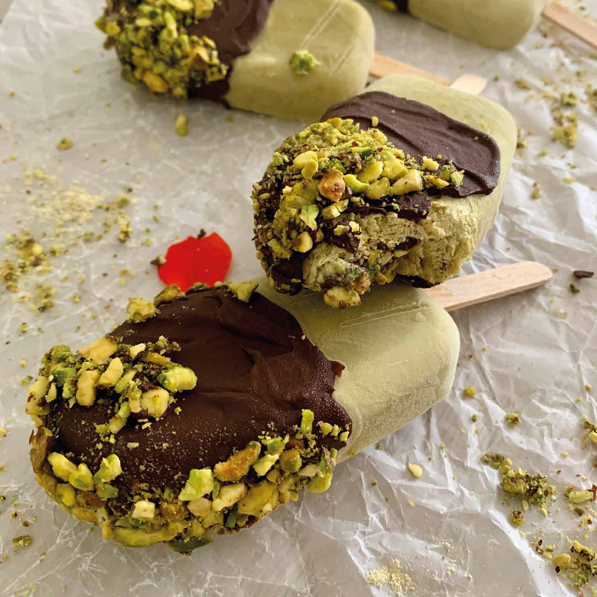 Chocolate and Pistachio Popsicles – Savvy USA